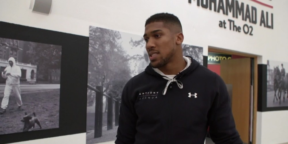 La imagen viral del triunfo de Joshua Anthony que sorprende por su ...