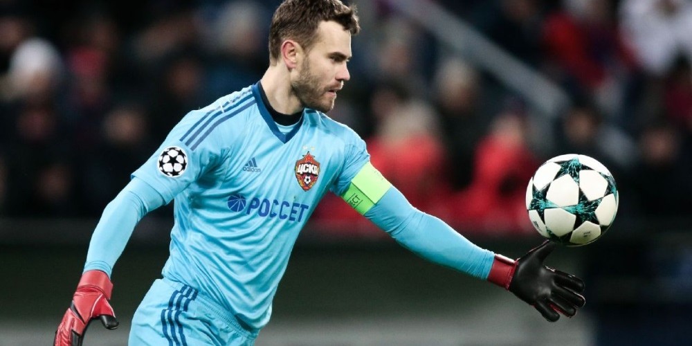 Igor Akinfeev, el futbolista que supera a Messi y lleva más años en el ...
