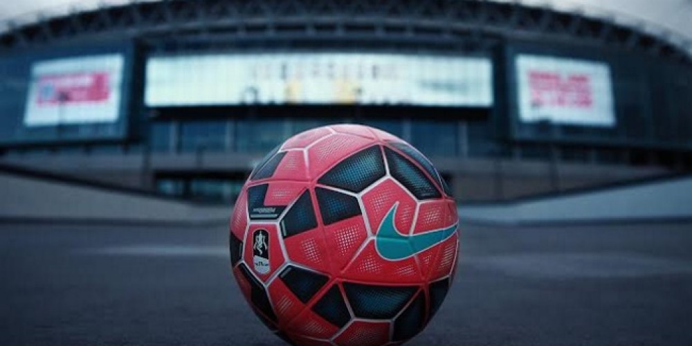 La FA Cup tiene su nueva pelota Nike Ordem rosa