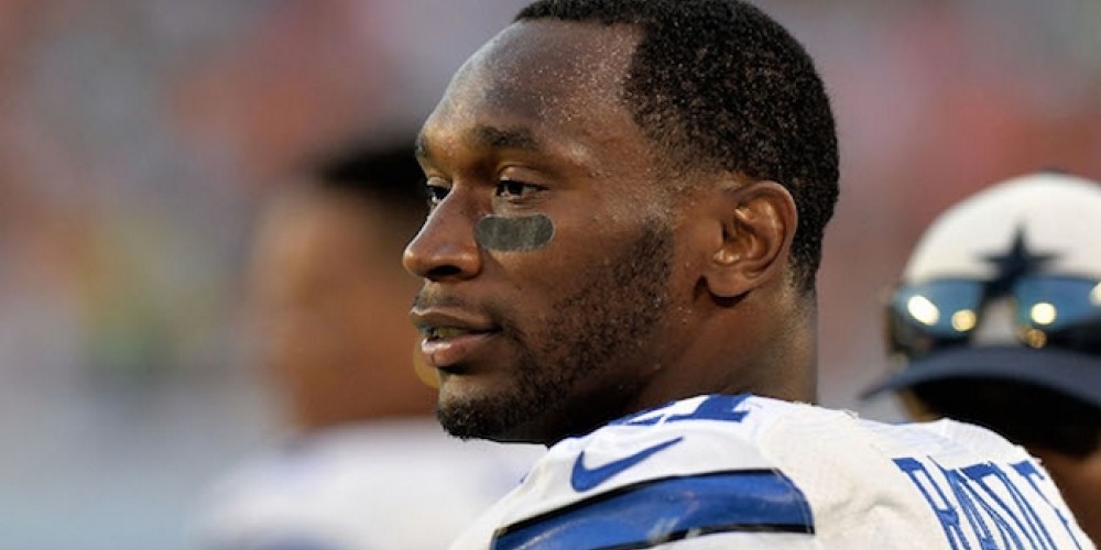 Un jugador de la NFL acusado de robo será embajador de esa marca