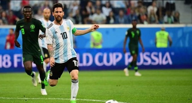 La historia del hilo rojo y Lionel Messi