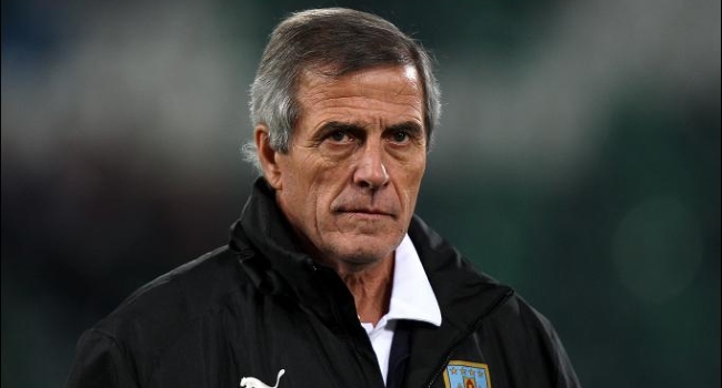 El récord mundial que rompió el ‘Maestro’ Tabárez frente a Brasil
